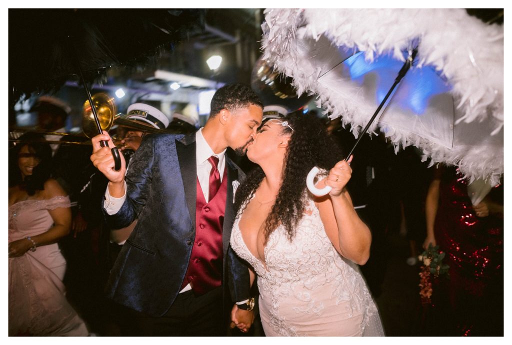 How to Have a Magical Wedding Parade in New Orleans - Theonash.com